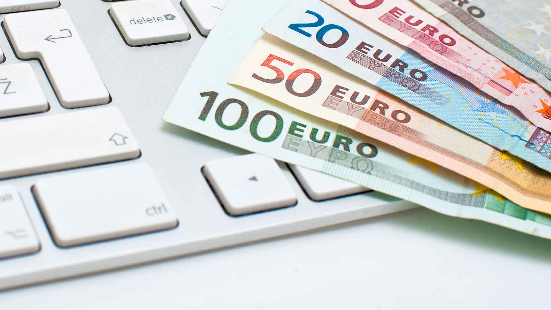 Nuovo esterometro, cosa cambia dal 2022 - APITO